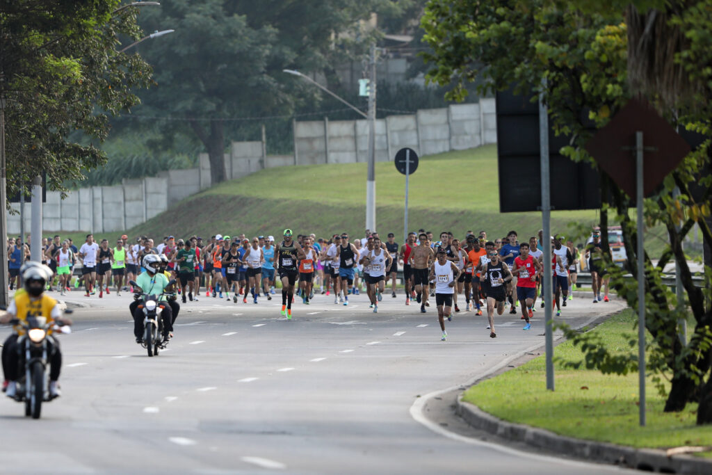 Corrida da Virada Joseense bate recorde de participantes em São José ...